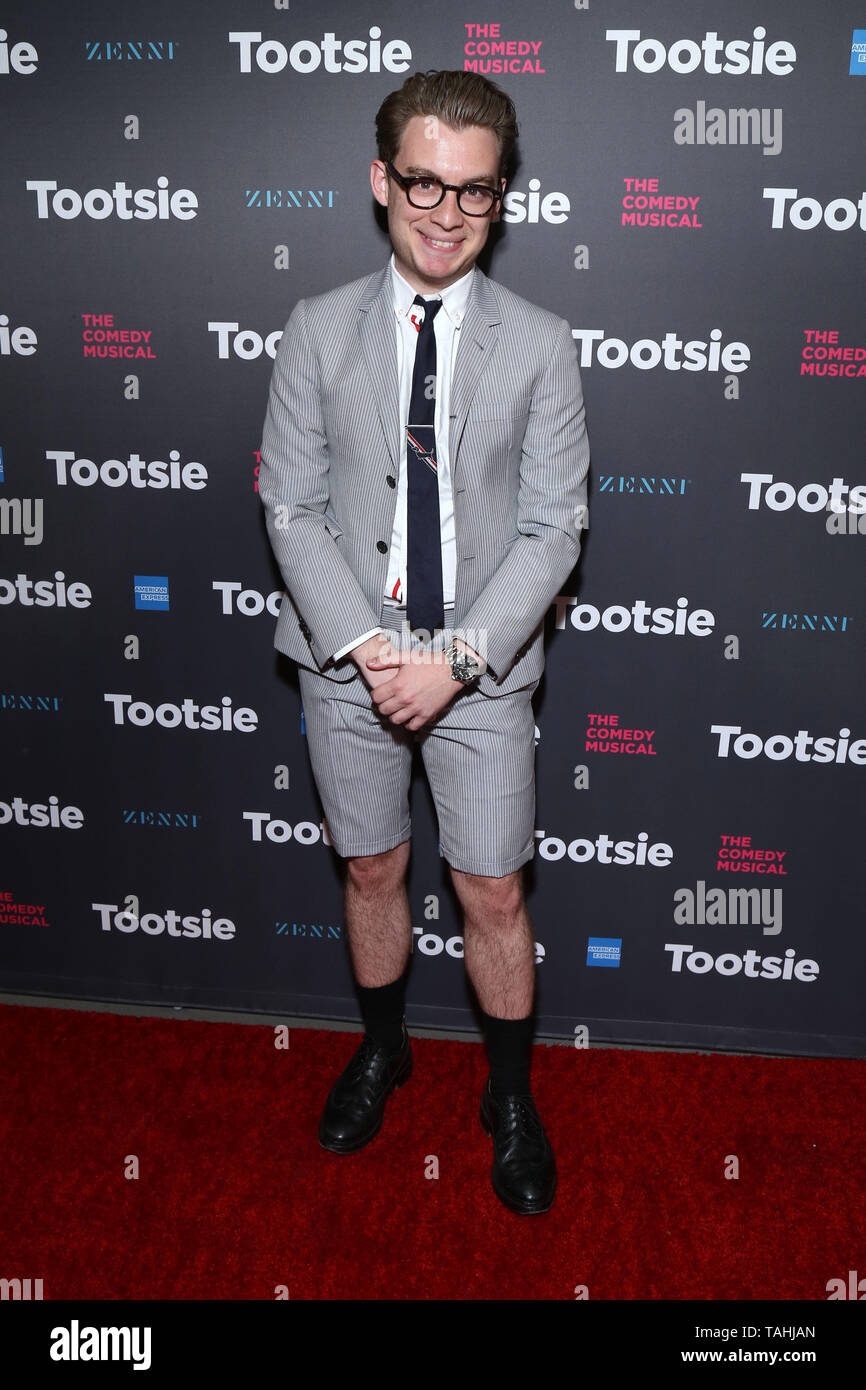 Opening night for 'Tootsie' at the Marquis Theatre - Arrivals ...