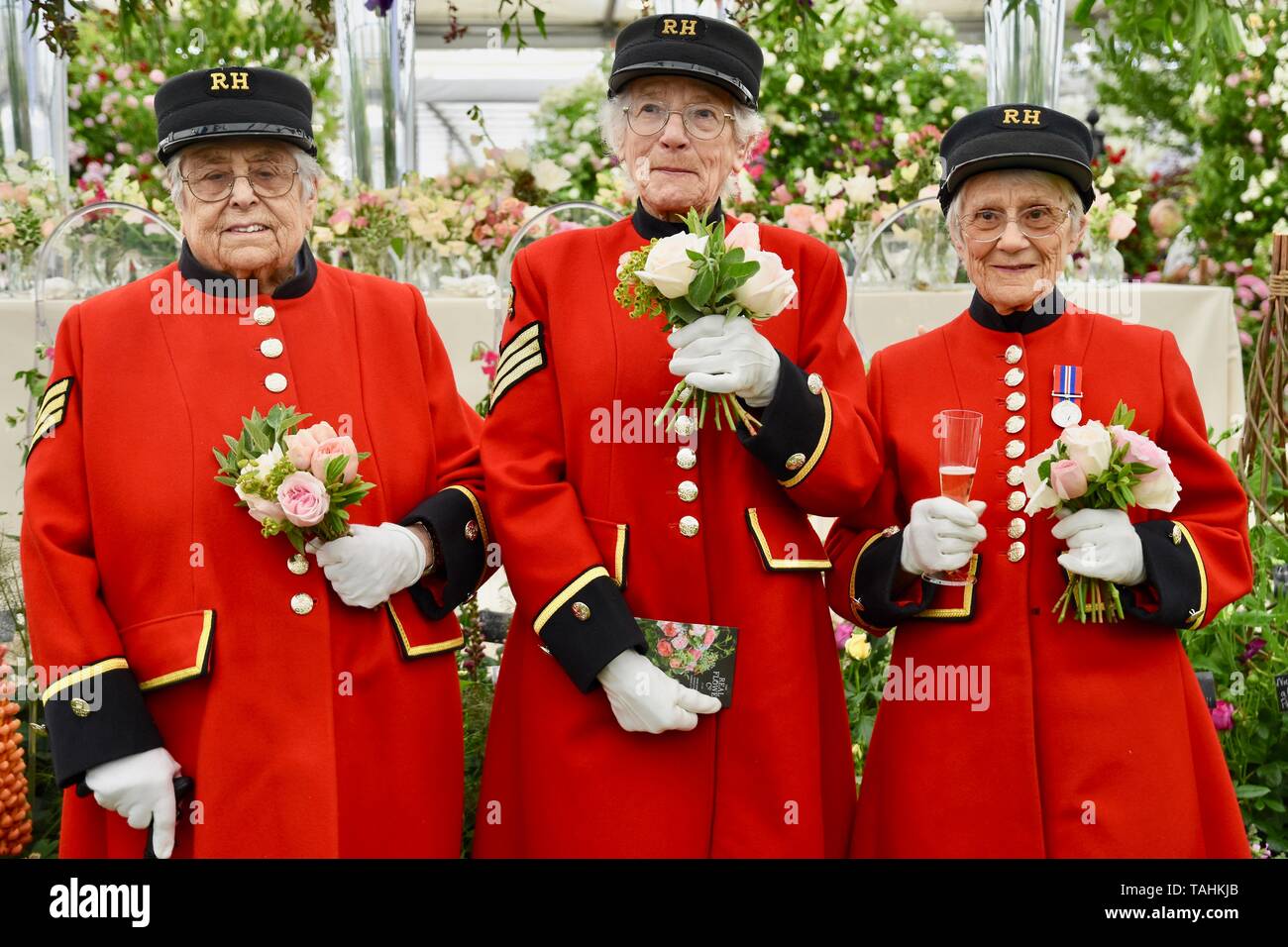 Femail Chelsea Pensioners. Press Day, RHS Chelsea Flower Show, Royal ...