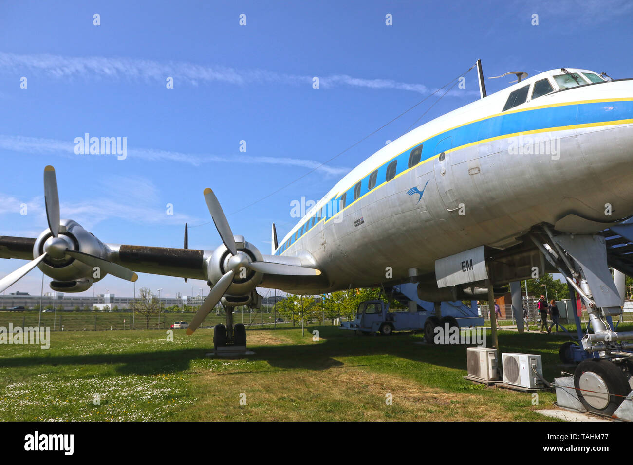 Lockheed Constellation Wallpaper