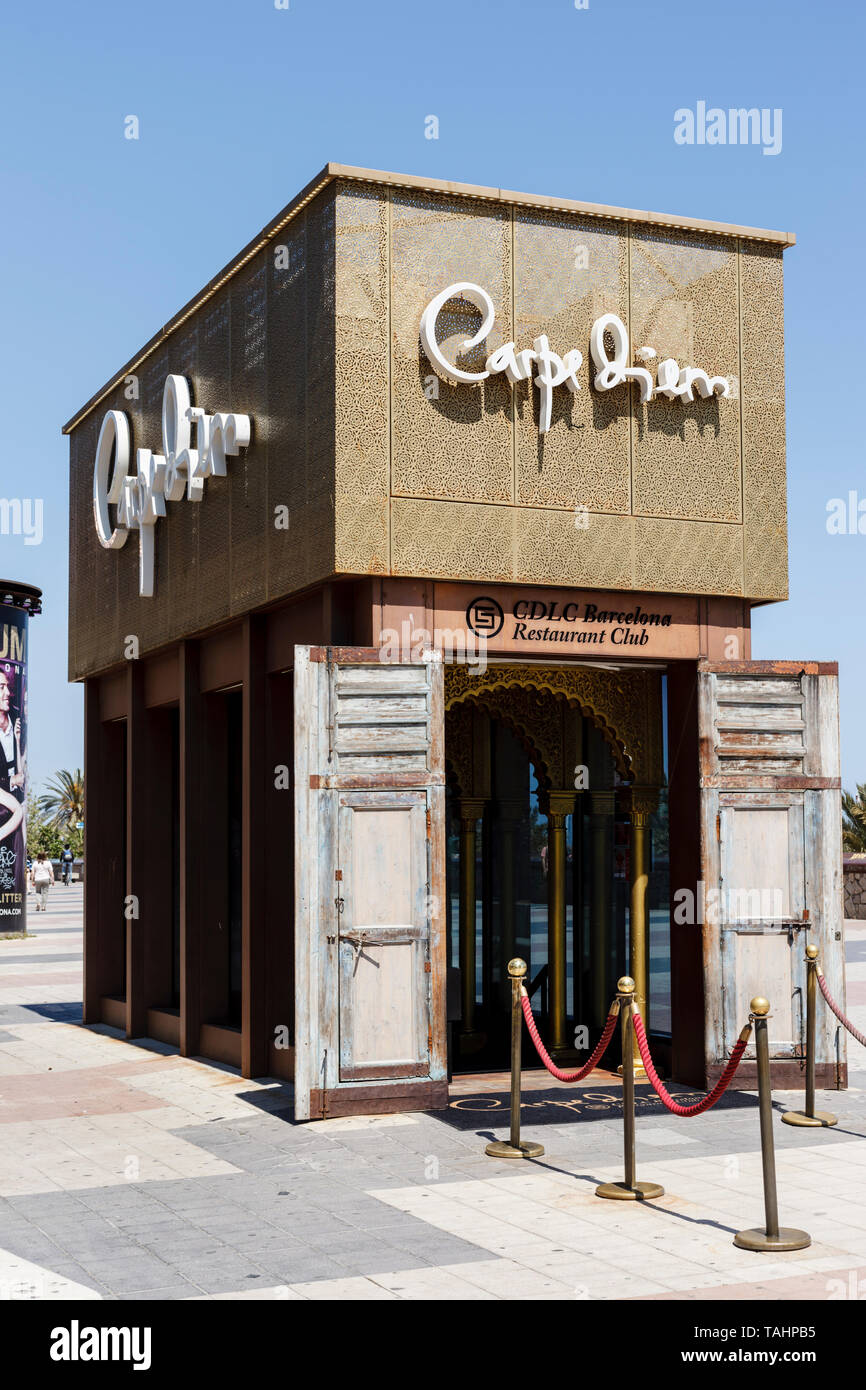 Lounge club hi-res stock photography and images - Alamy