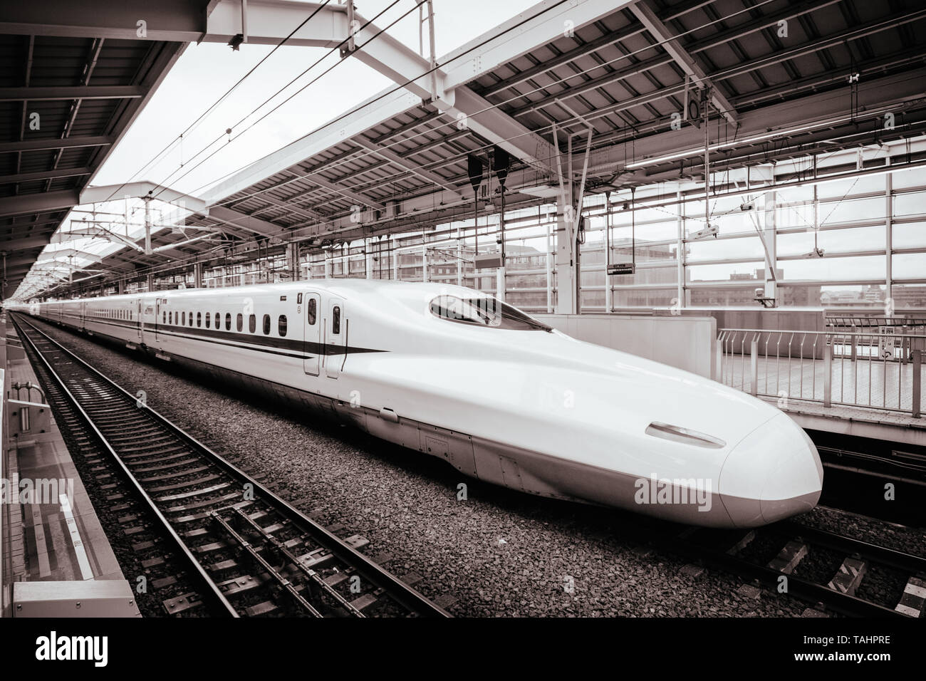 Shinkansen High-Speed Bullet Train Stock Photo - Alamy