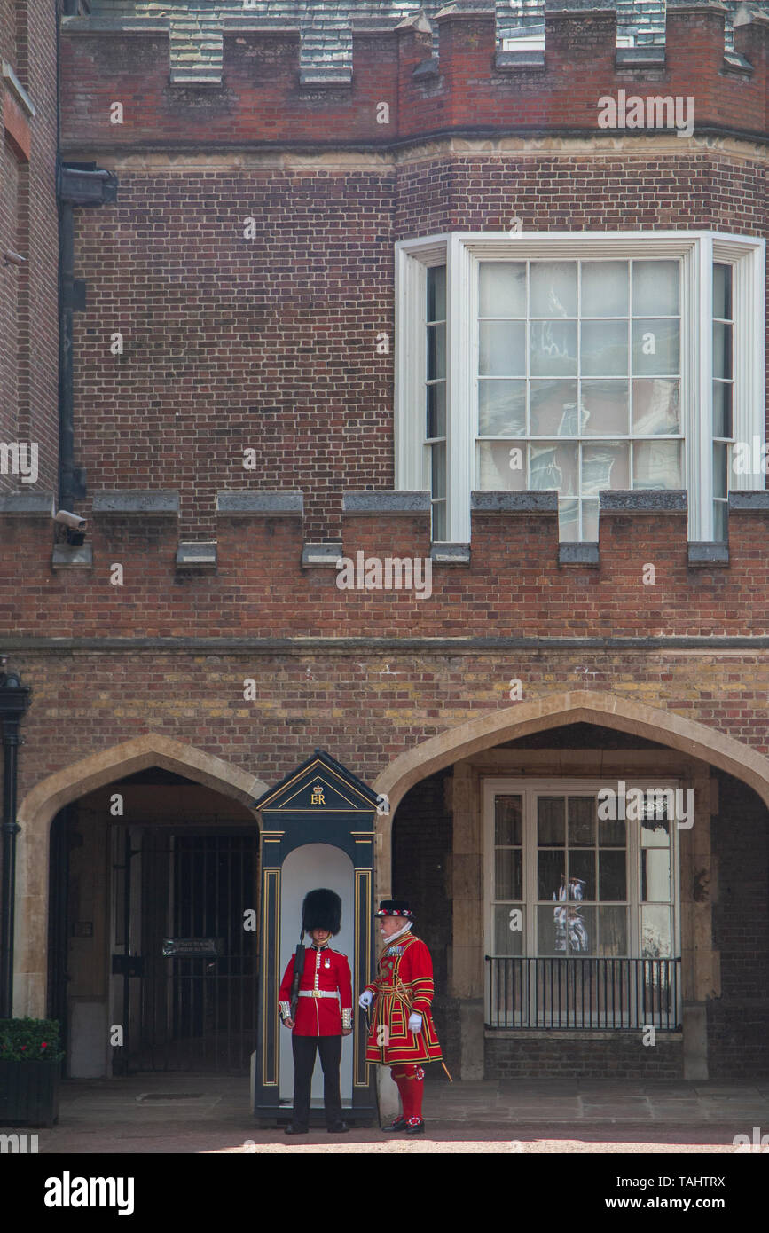 The Queen's ceremonial bodyguards in the forecourt of Friary Court, a ...