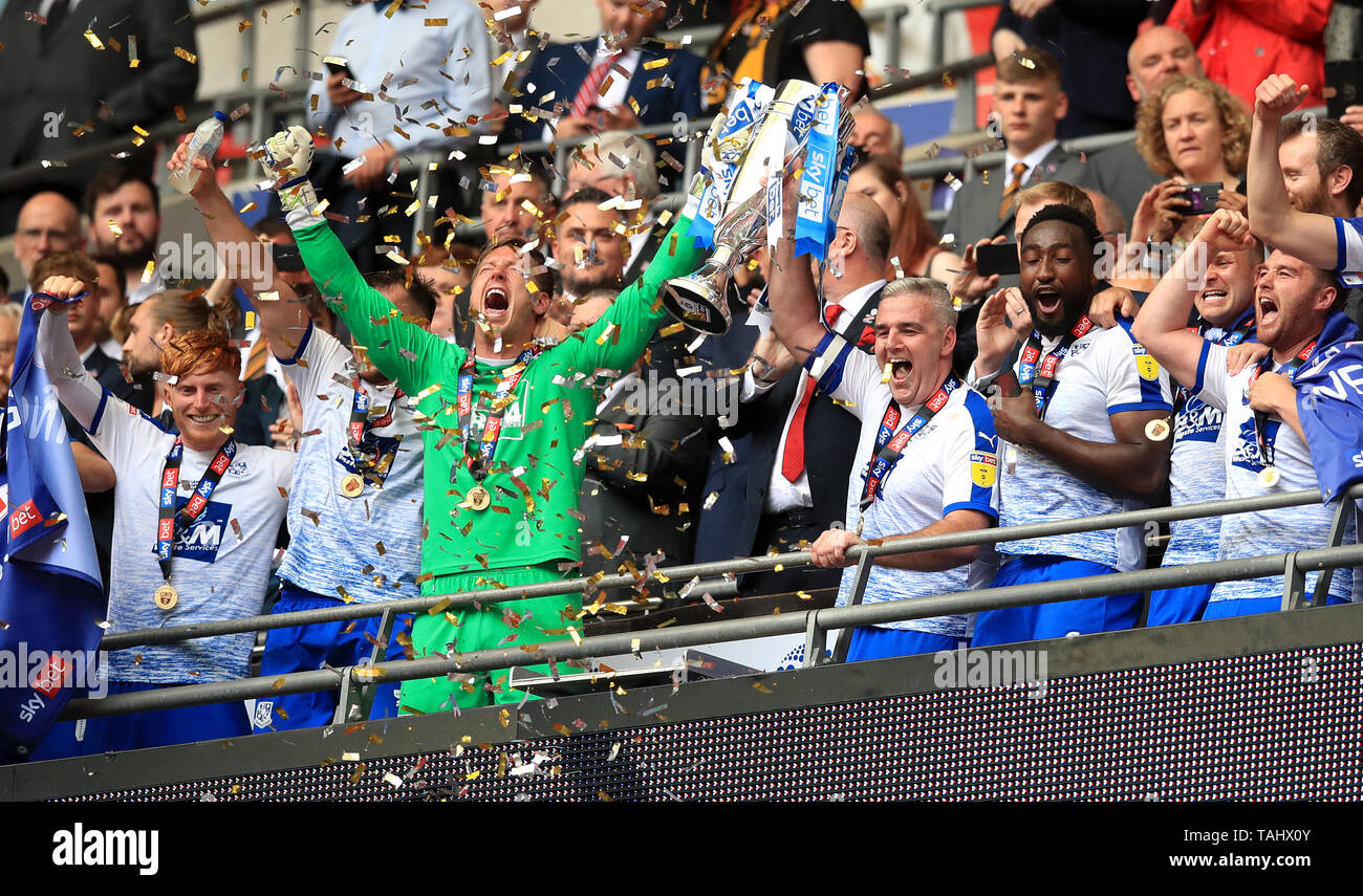 Steve mcnulty wembley hi-res stock photography and images - Alamy