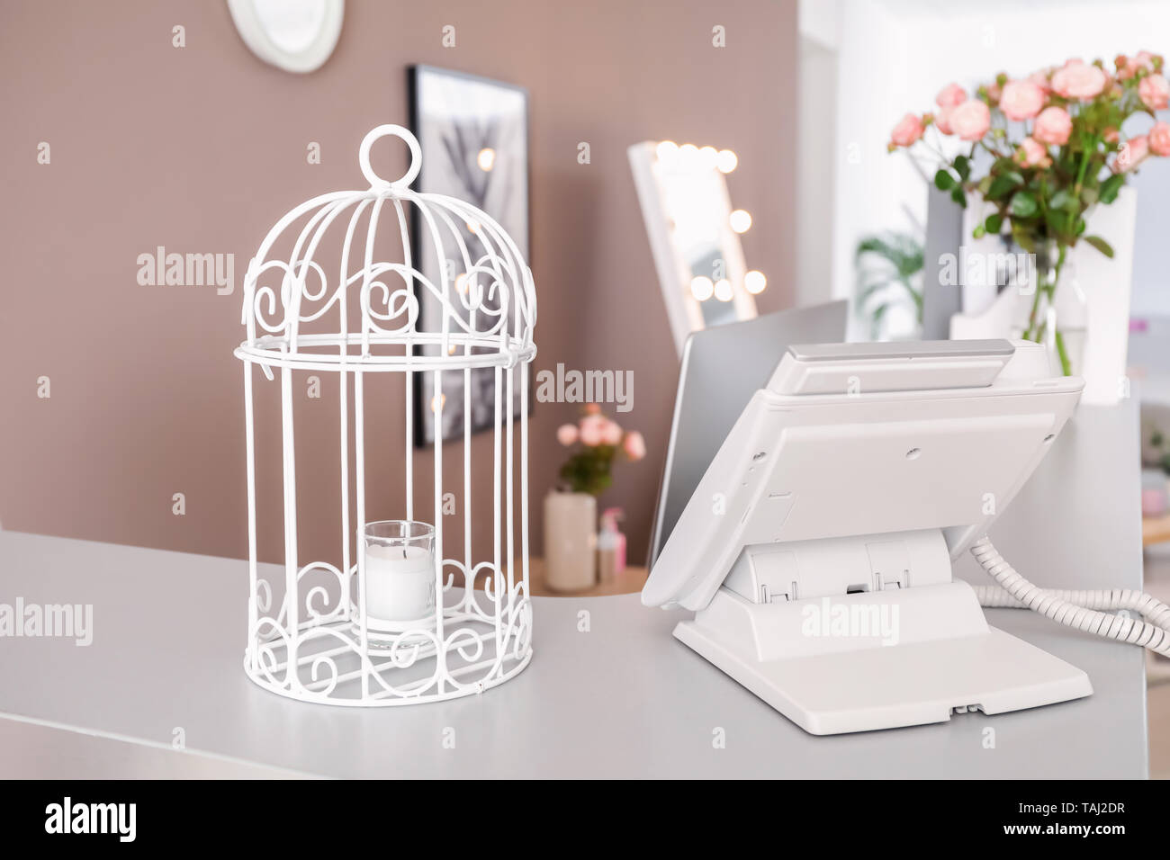 Hotel lobby telephone hi-res stock photography and images - Alamy