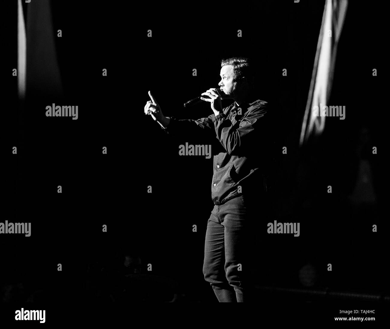 Imagine dragons live show Black and White Stock Photos & Images - Alamy