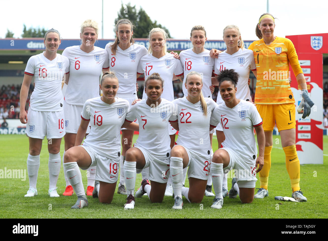 Women england team hi-res stock photography and images - Alamy