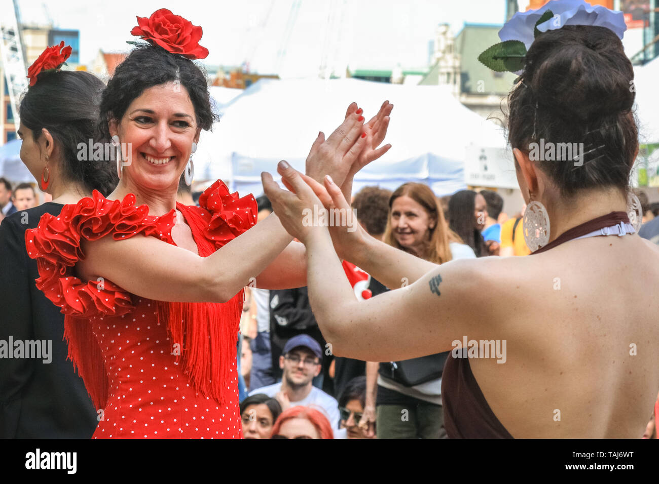London school of flamenco hi-res stock photography and images - Alamy