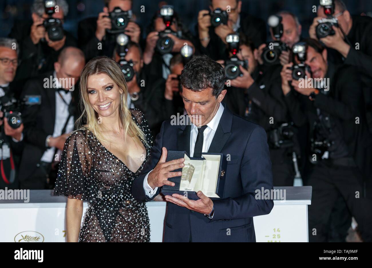 Antonio Banderas, Nicole Kimpel, 2019 Credit: Allstar Picture Library ...