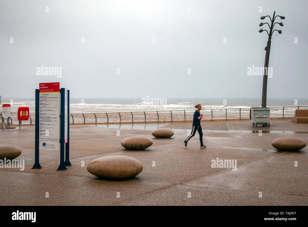 Bad weather blackpool hi-res stock photography and images - Alamy