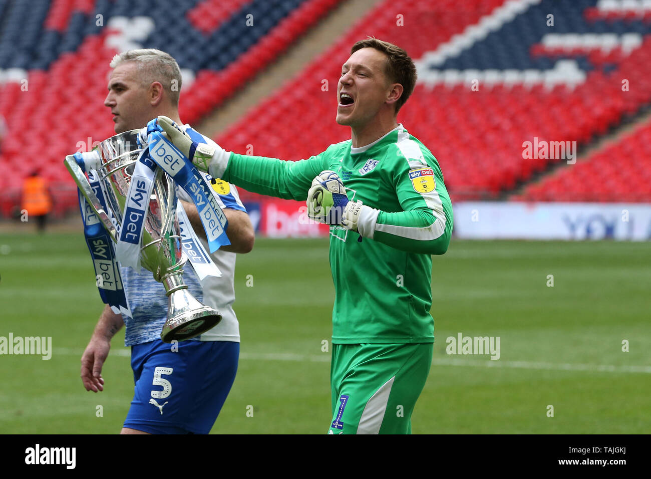 Steve mcnulty wembley hi-res stock photography and images - Alamy
