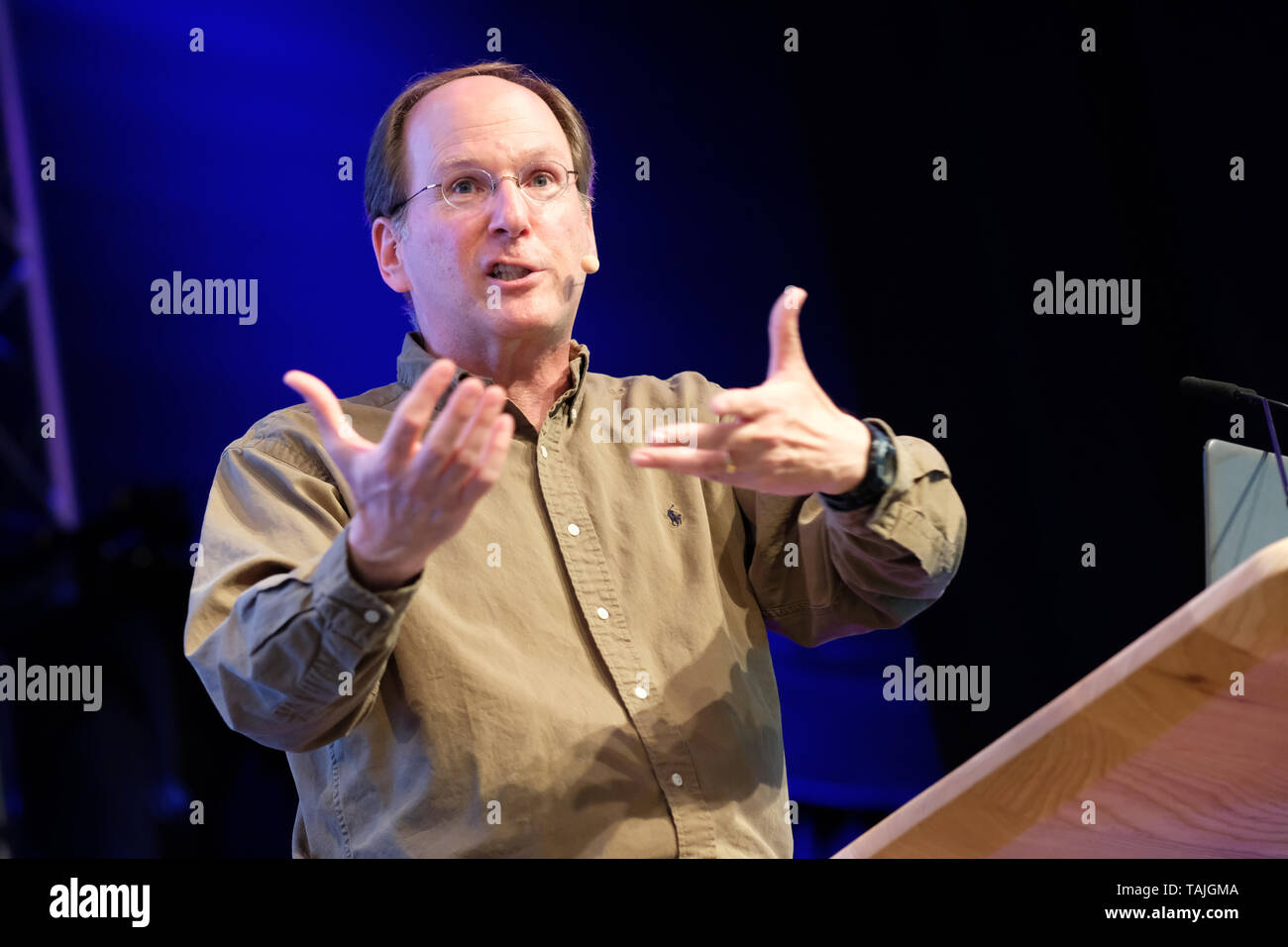 Professor steven strogatz hi-res stock photography and images - Alamy