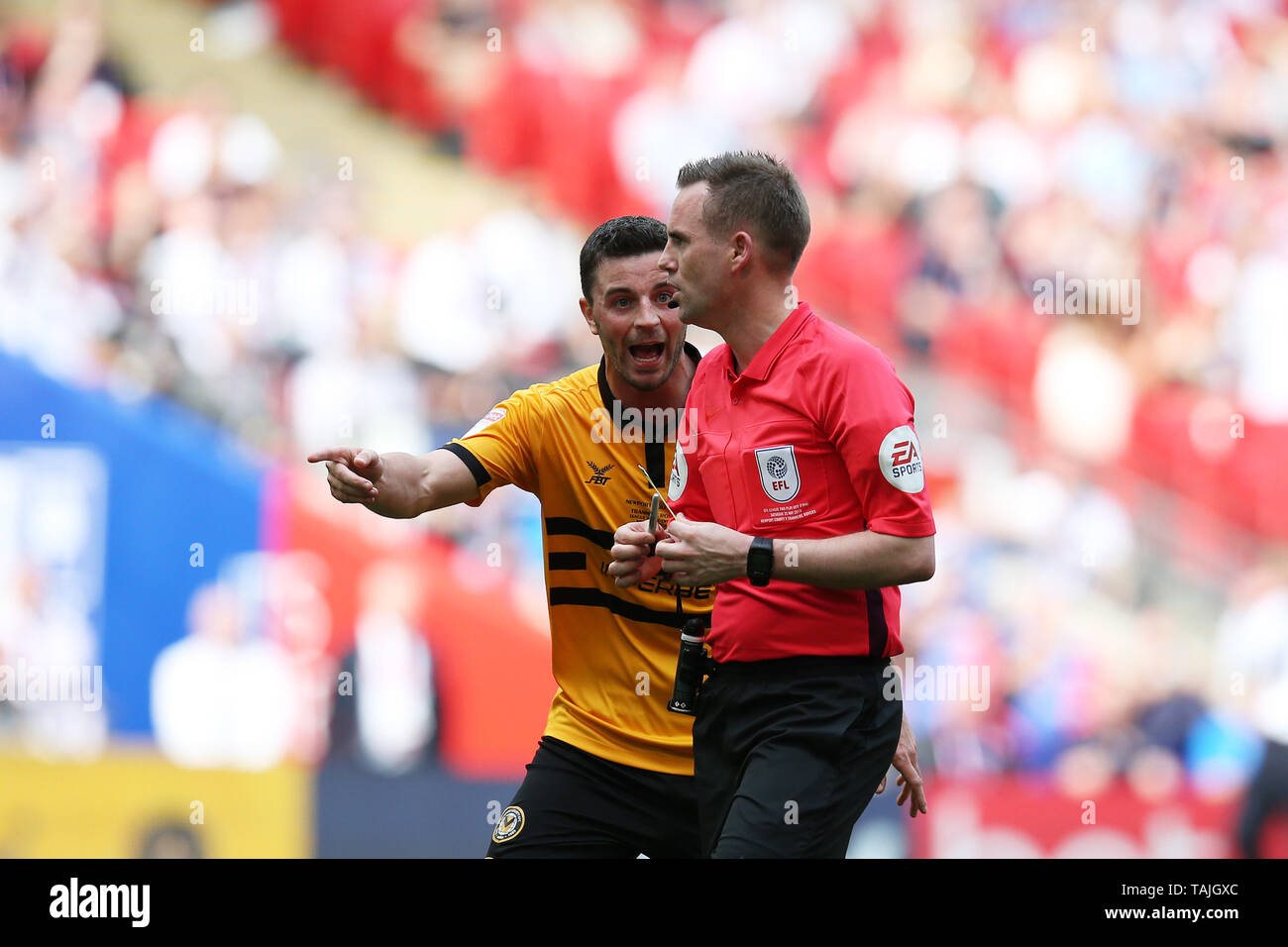 Ross county referee hi-res stock photography and images - Alamy