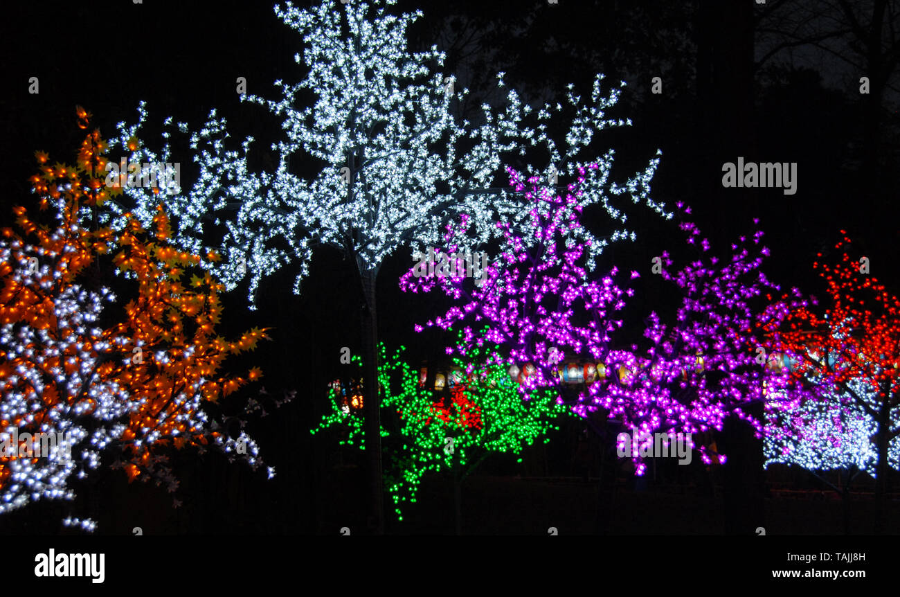 Jin li street chengdu hi-res stock photography and images - Alamy