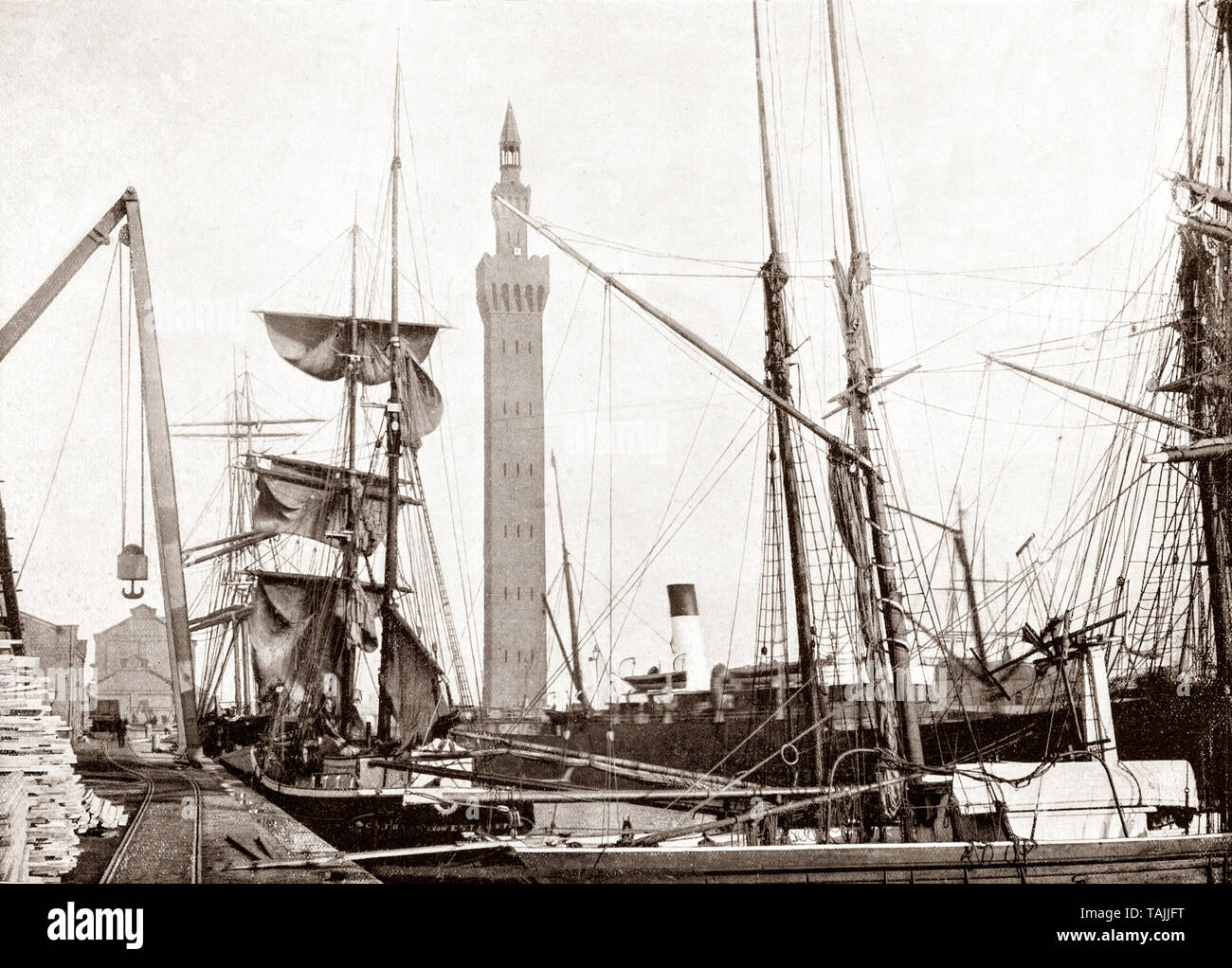 19th century docks hi-res stock photography and images - Alamy