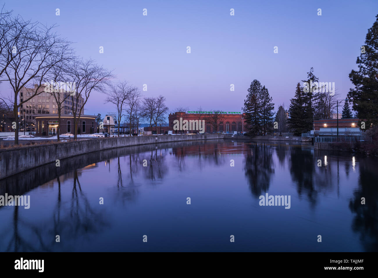 Morning Views of the Spokane River flowing in front of the Spokane ...