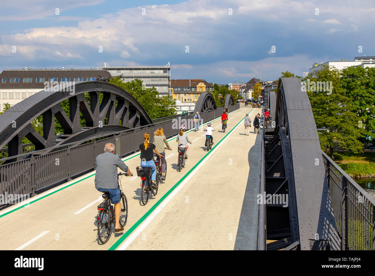 Radschnellweg RS1, a cycle highway, in Mülheim an der Ruhr, Germany, on ...