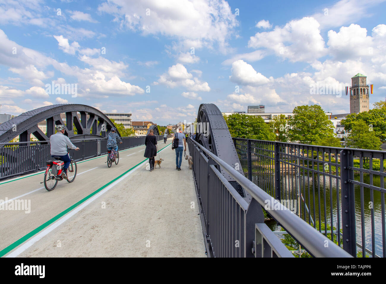Radschnellweg RS1, a cycle highway, in Mülheim an der Ruhr, Germany, on ...