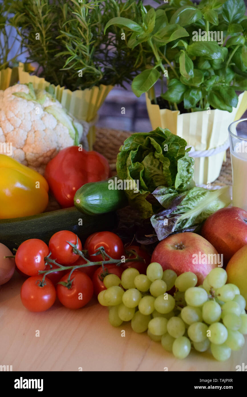 Fish with grapes hi-res stock photography and images - Alamy