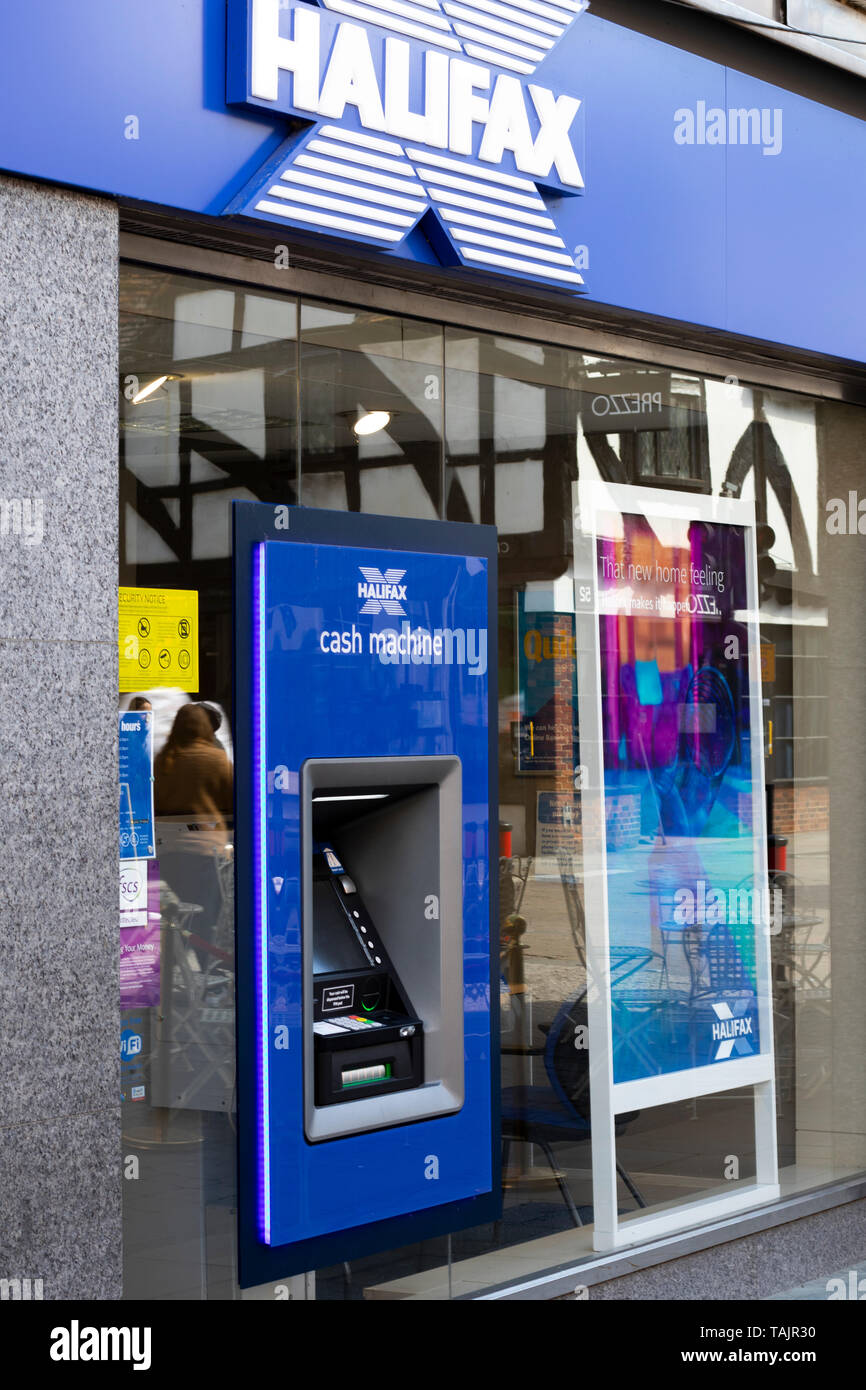 British business bank salisbury hi-res stock photography and images - Alamy