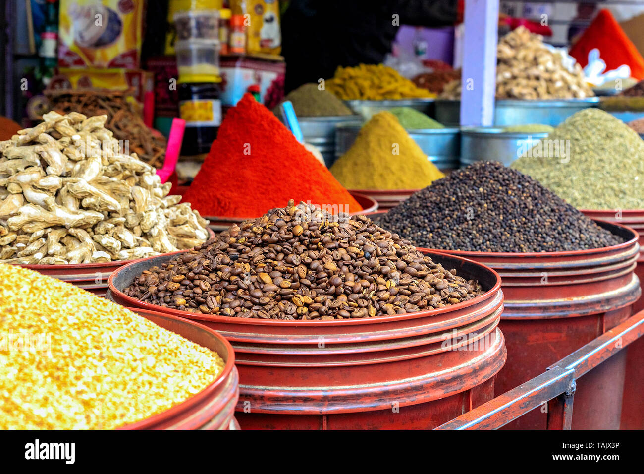 Traditional Spices at the market Marrakesh, Morocco. Coffee, paprika ...