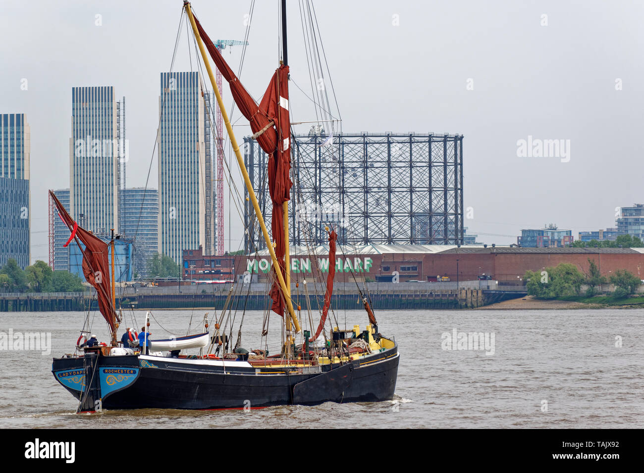 Thames sailing barge history hi-res stock photography and images - Alamy