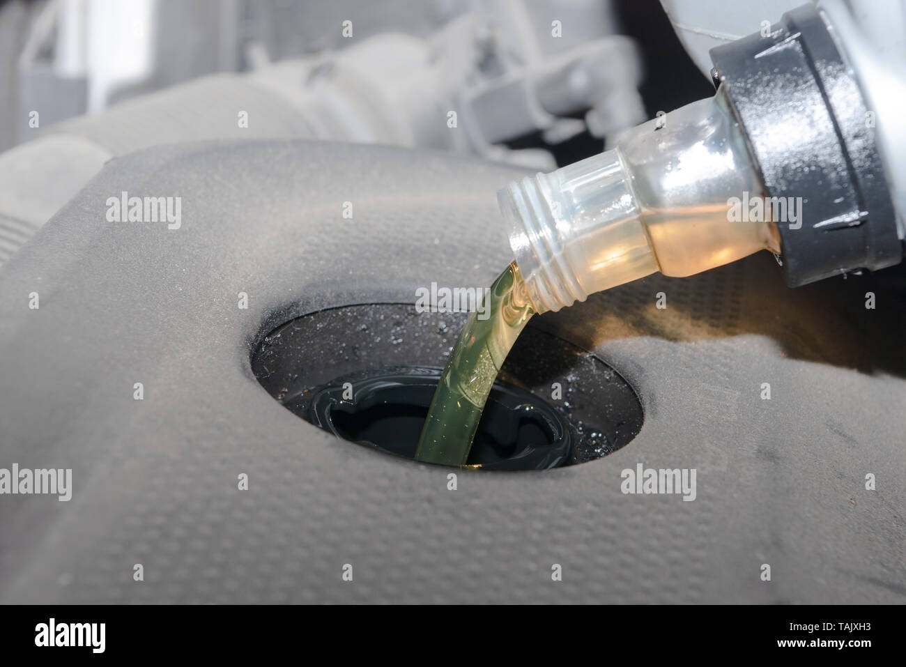 Mechatronics hi-res stock photography and images - Alamy