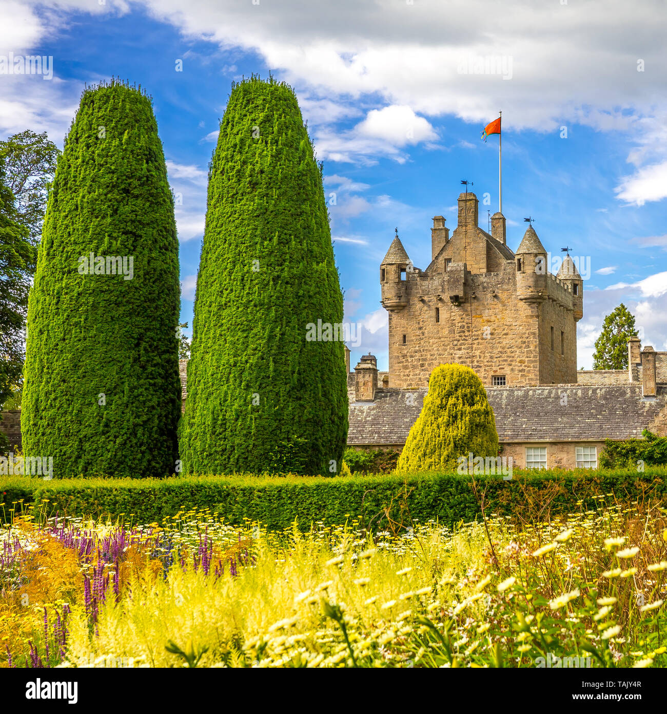 Cawdor castle hi-res stock photography and images - Alamy