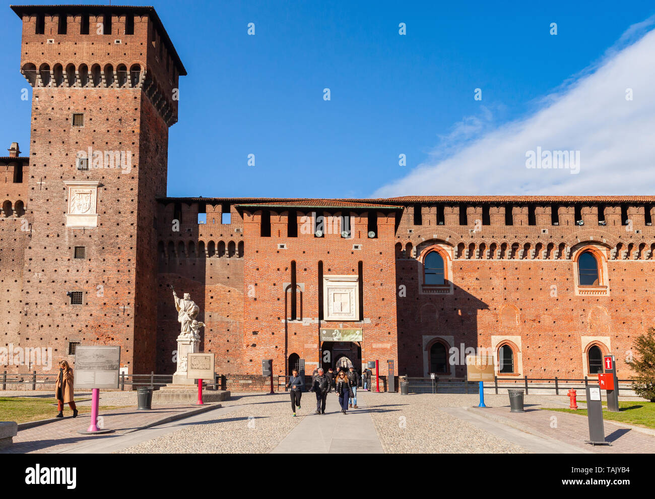 15th century italian architecture hi-res stock photography and images ...