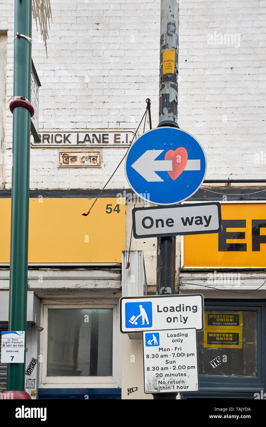 One way urban art hi-res stock photography and images - Alamy