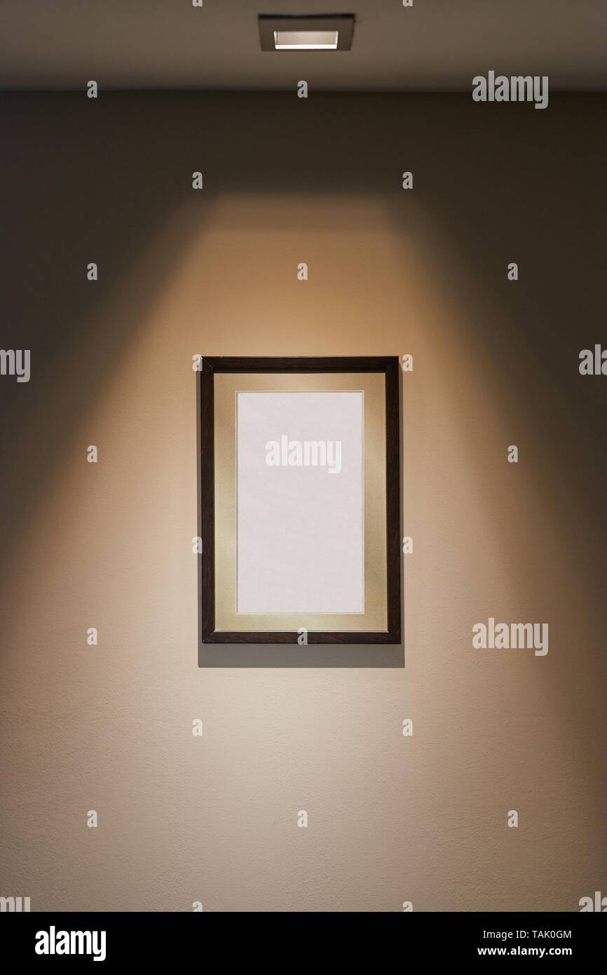 Blank Picture Frame Stock Photo - Alamy