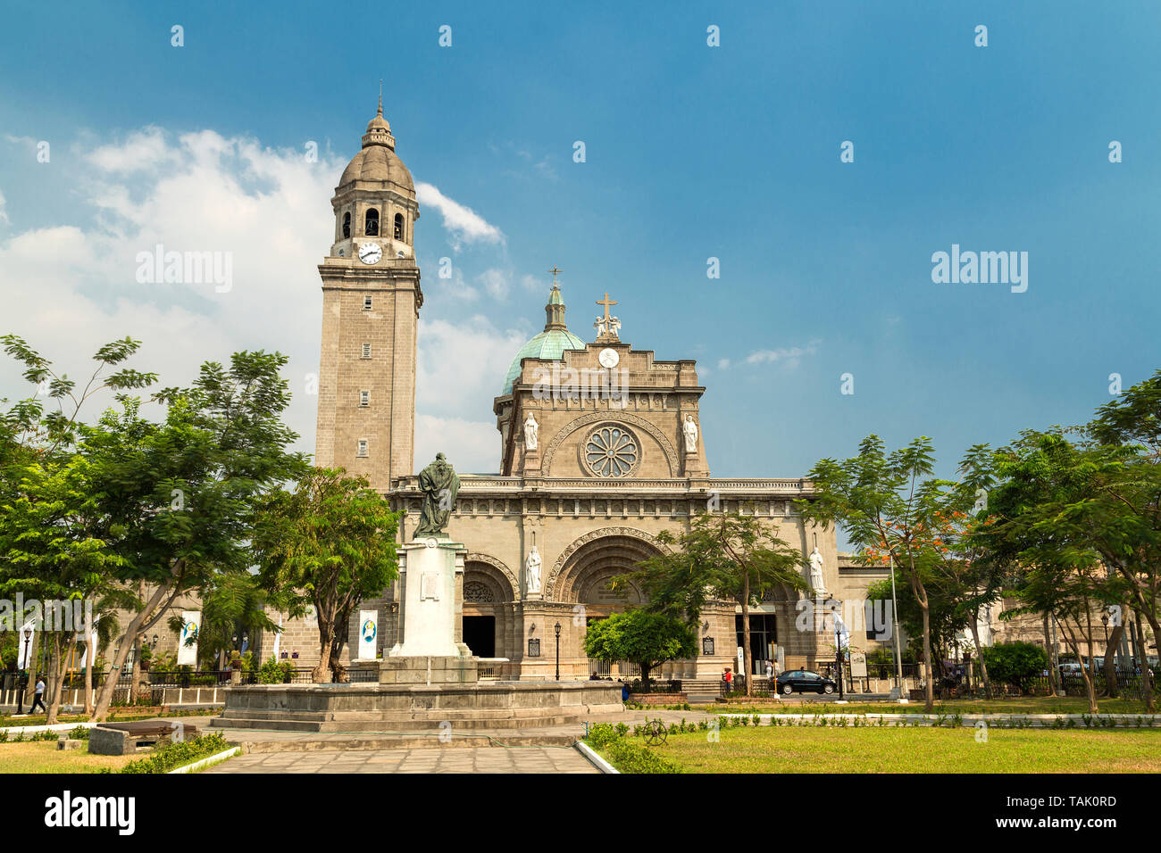 Manila cathedral intramuros philippines hi-res stock photography and images - Alamy