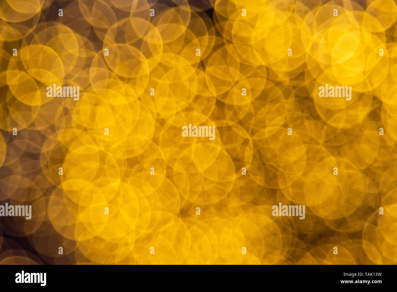 Glowing light bulb blue yellow hi-res stock photography and images - Alamy