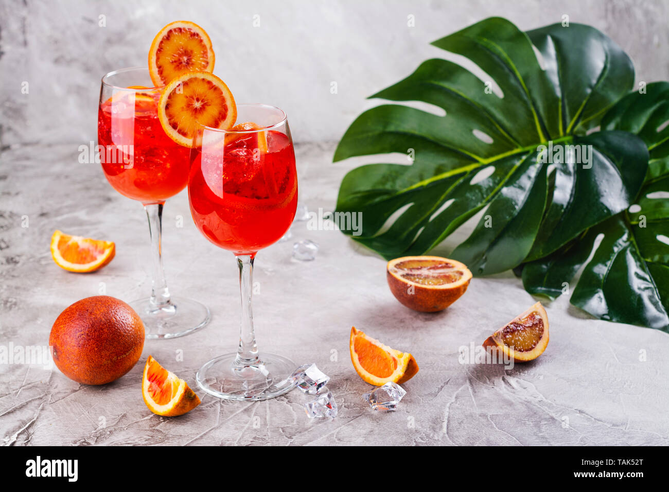 Italian Aperol Spritz cocktail Stock Photo - Alamy