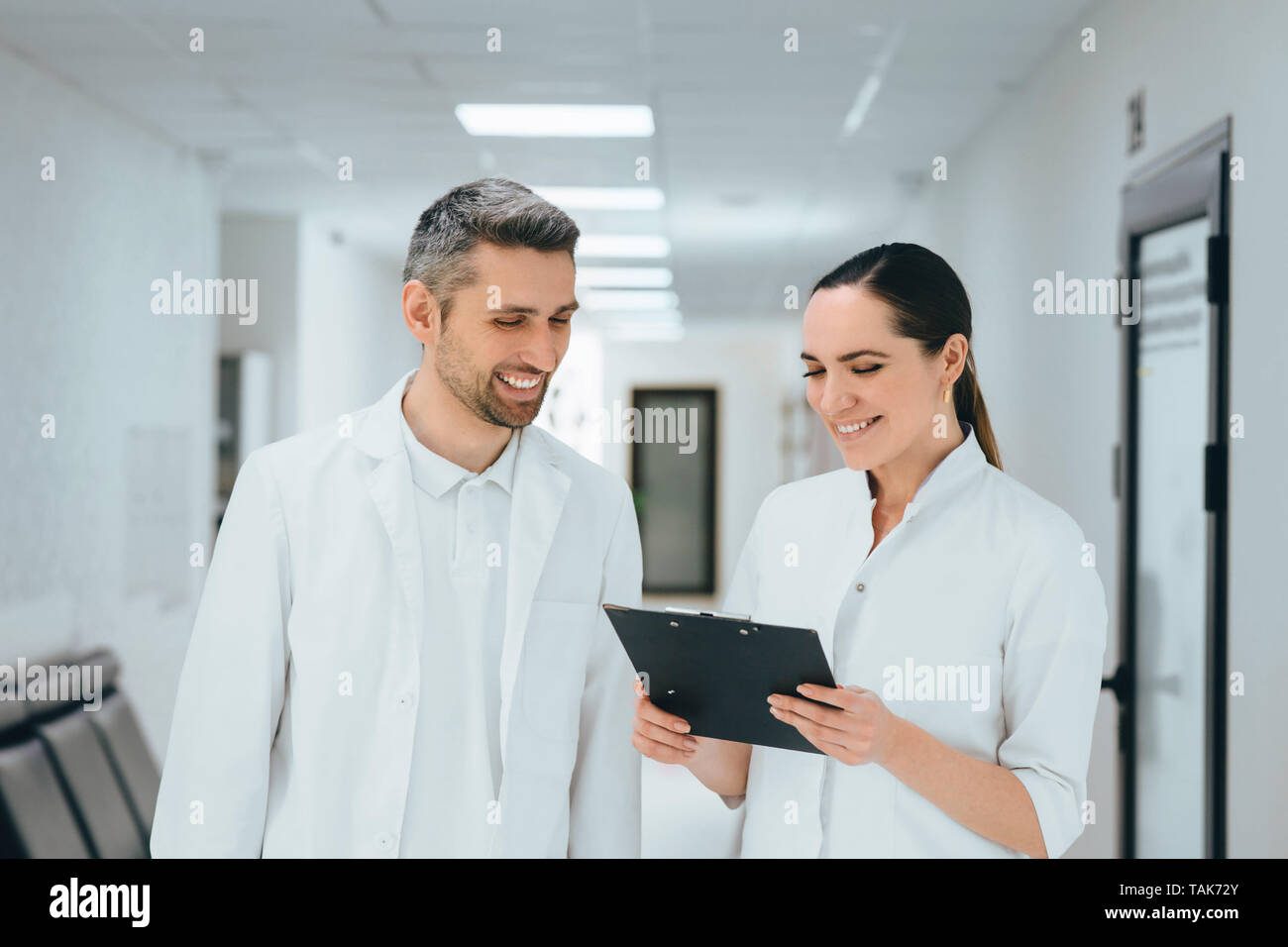 Doctor two hi-res stock photography and images - Alamy