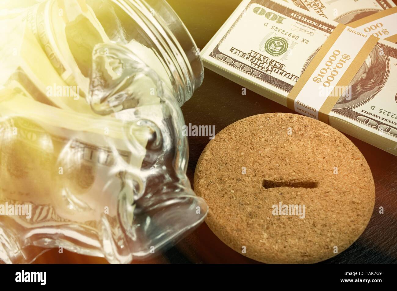 Large Piggy Bank Money Box,Glass Money Jar with bricks of 100 US ...