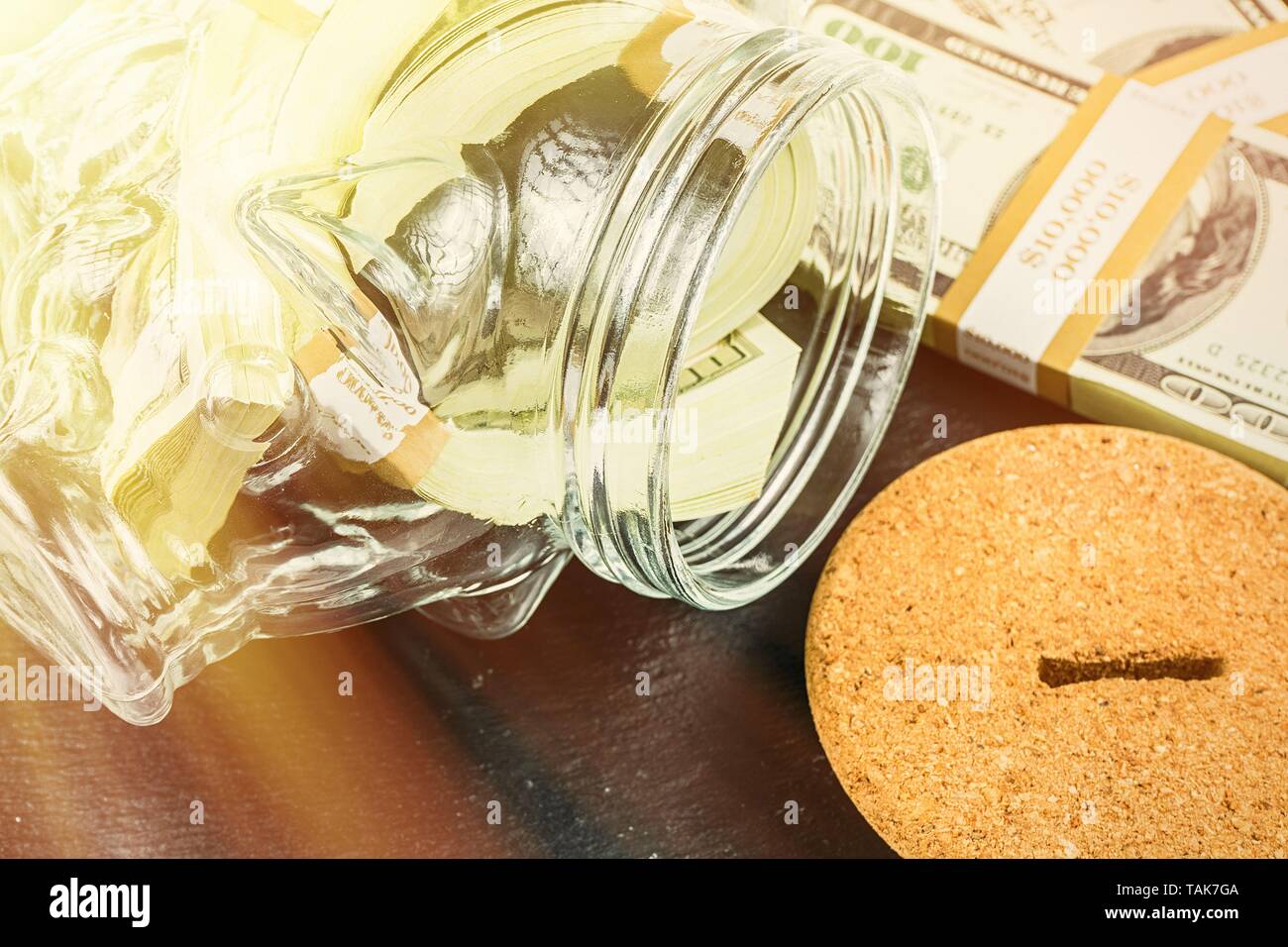 Large Piggy Bank Money Box,Glass Money Jar with bricks of 100 US ...