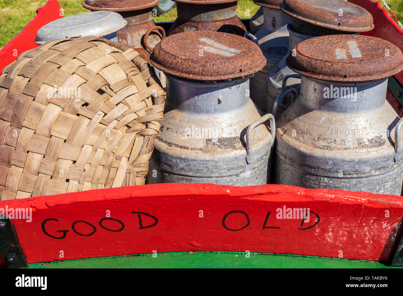 Milk cart hi-res stock photography and images - Alamy