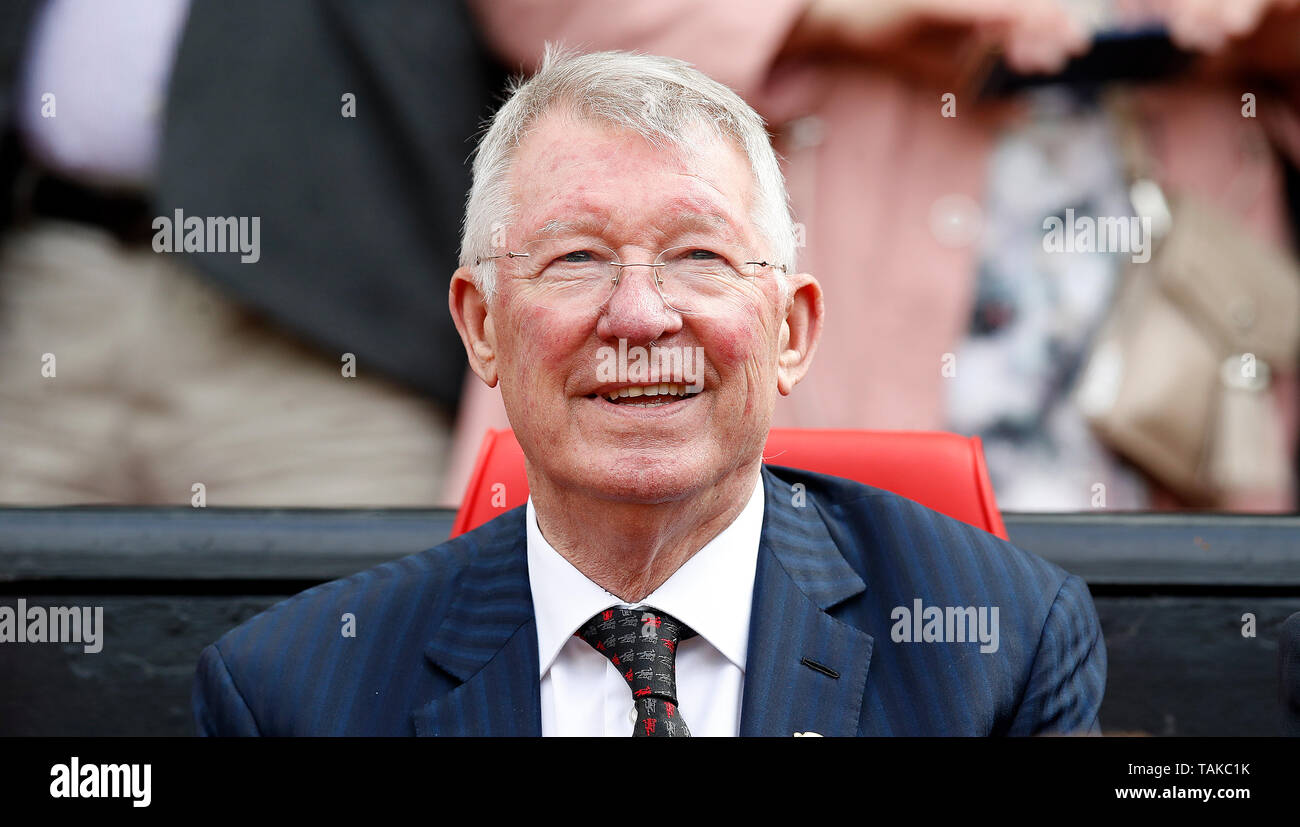 Manchester United Legends manager Sir Alex Ferguson in the dugout ...
