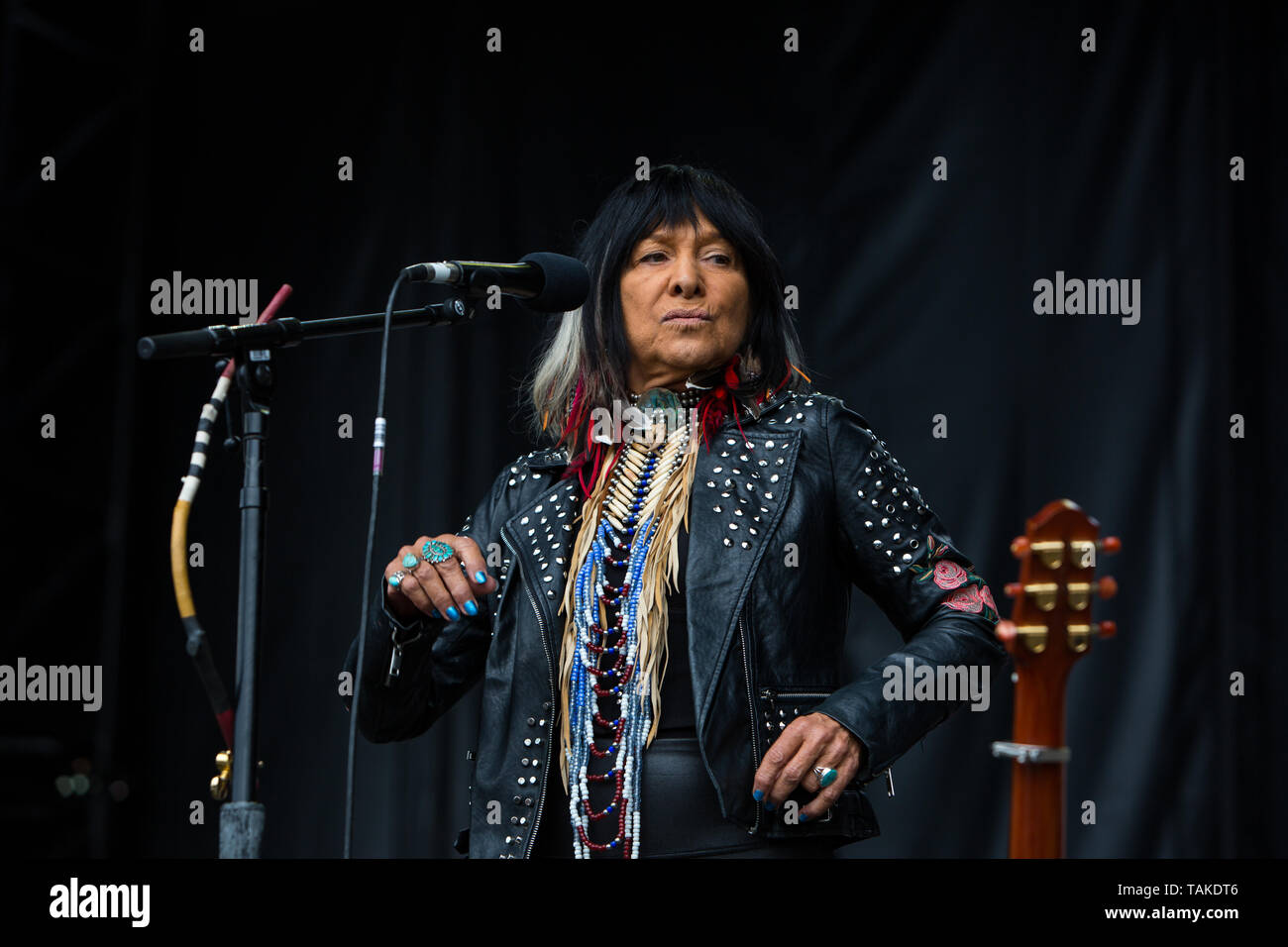 Buffy sainte marie hi-res stock photography and images - Alamy