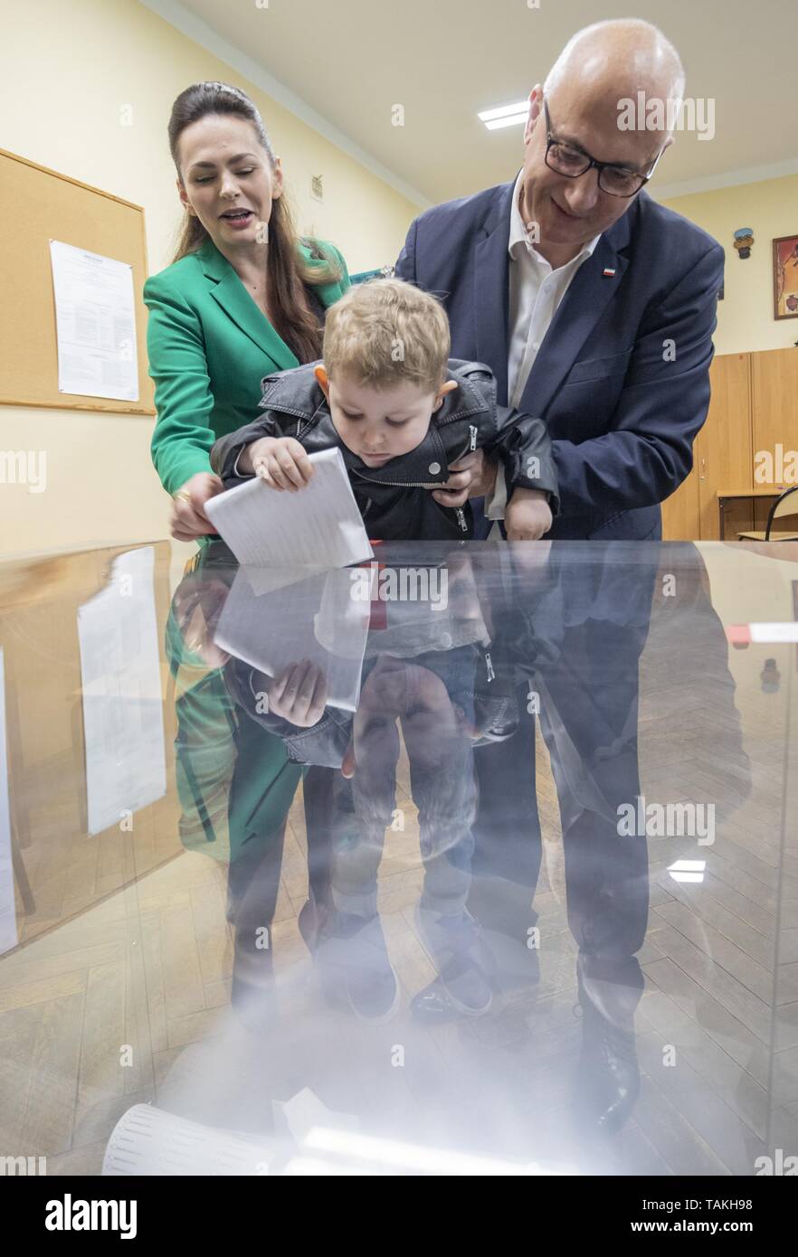 Poland's minister of the Interiour Joachim Brudzinski and his wife ...