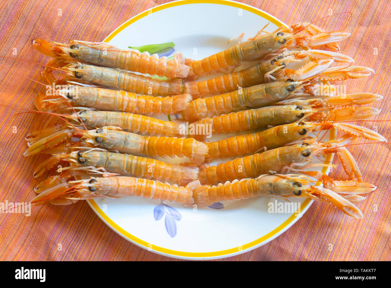 Jumbo king prawns hi-res stock photography and images - Alamy