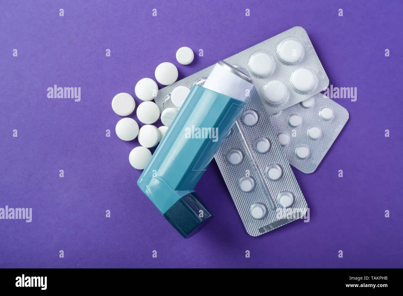 Purple inhaler hi-res stock photography and images - Alamy
