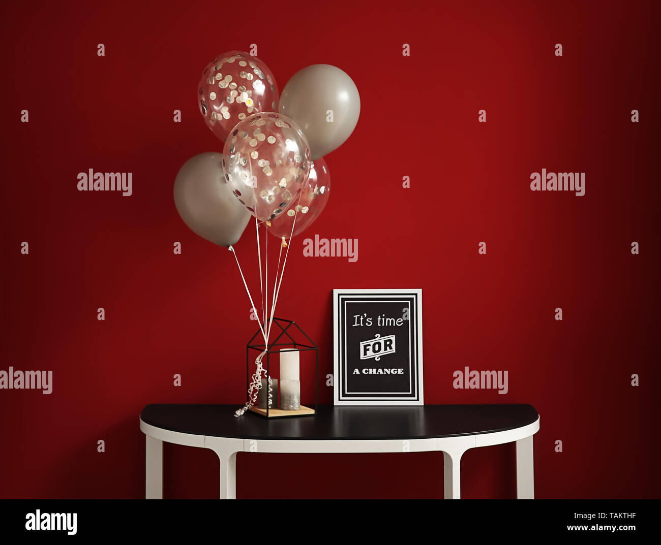 Helium balloons table hi-res stock photography and images - Alamy