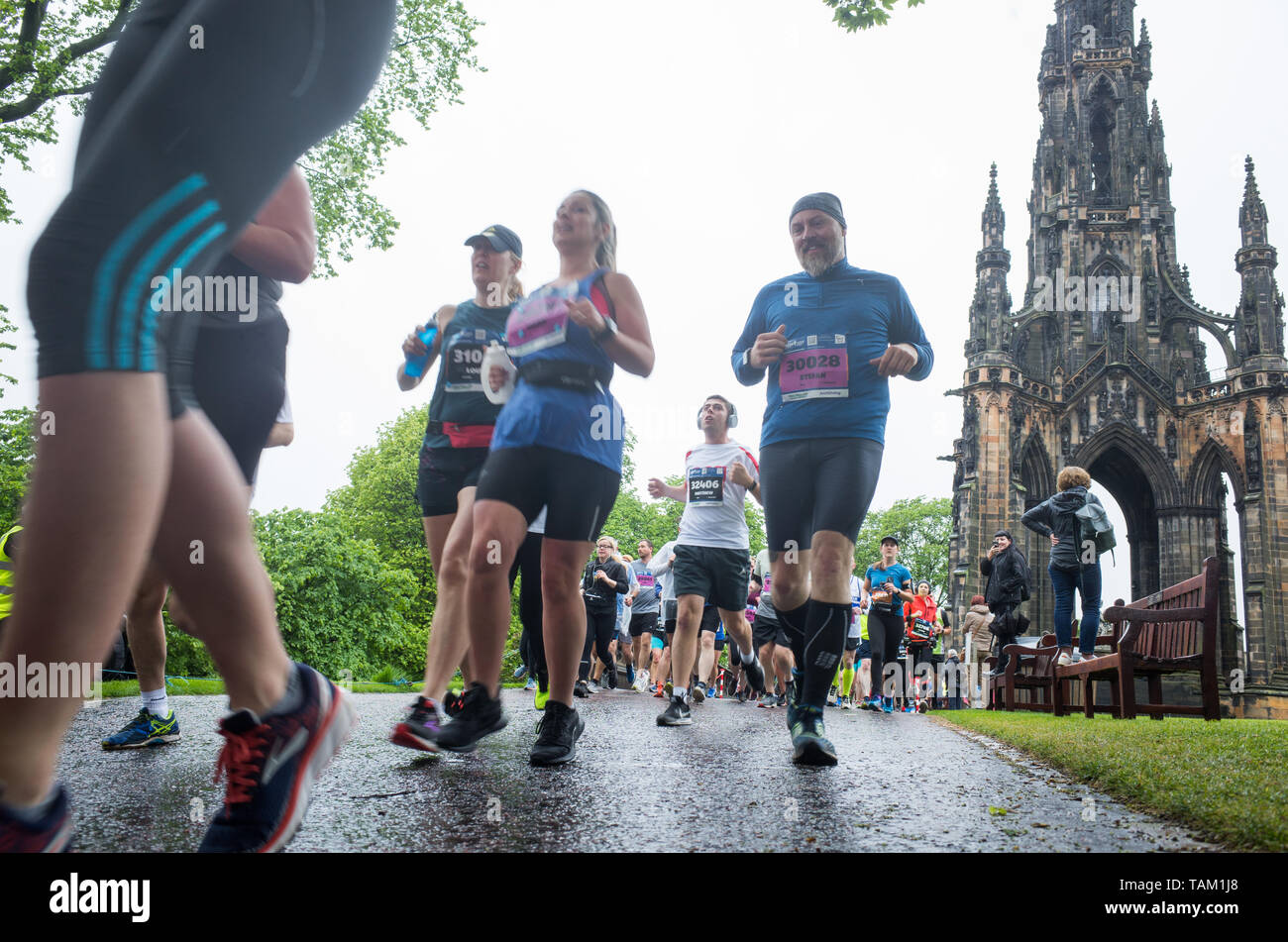 Competitors taking part in the 2019 Edinburgh Marathon Festival half ...