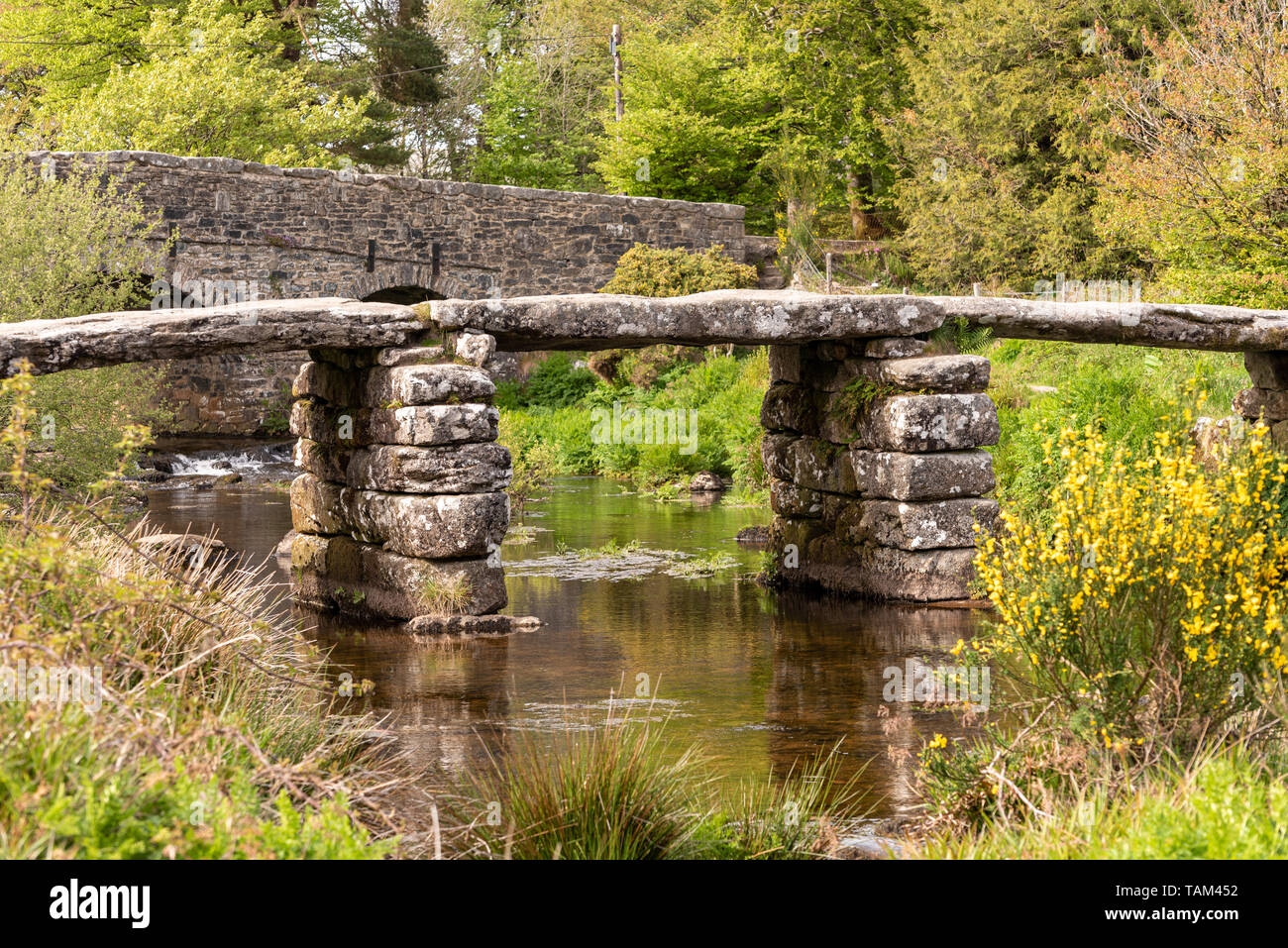 Medieval stone bridges hi-res stock photography and images - Alamy