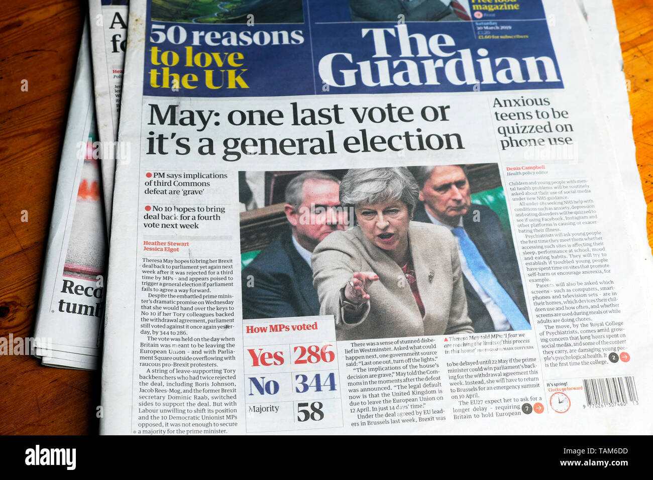 Front page newspaper hi-res stock photography and images - Alamy