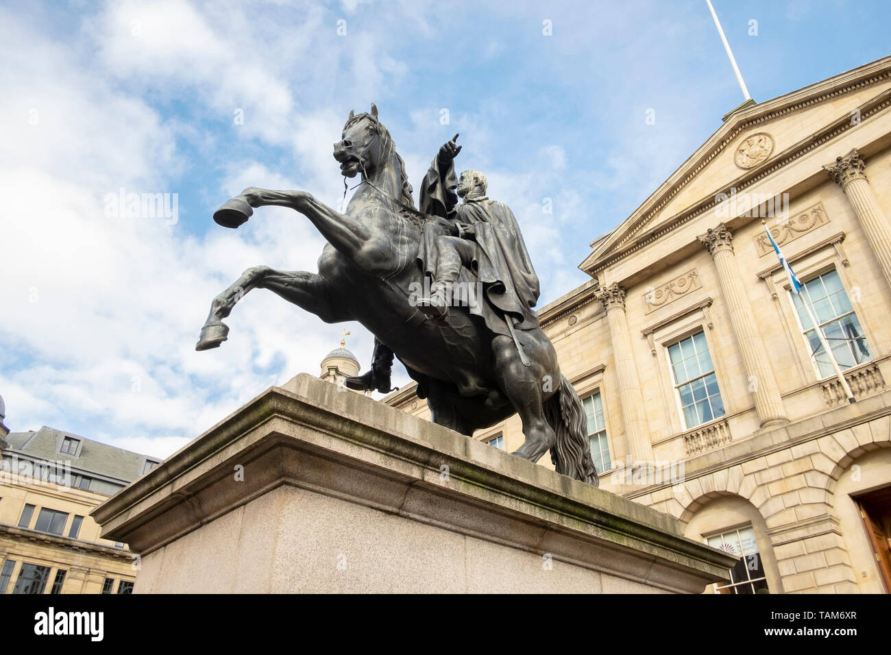 The Duke of Wellington statue (1852) at Register House, Princes St ...