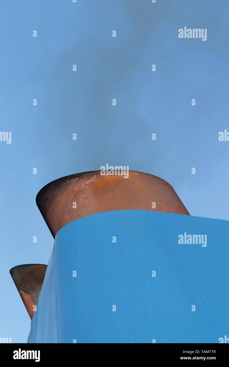 Exhaust funnel hi-res stock photography and images - Alamy