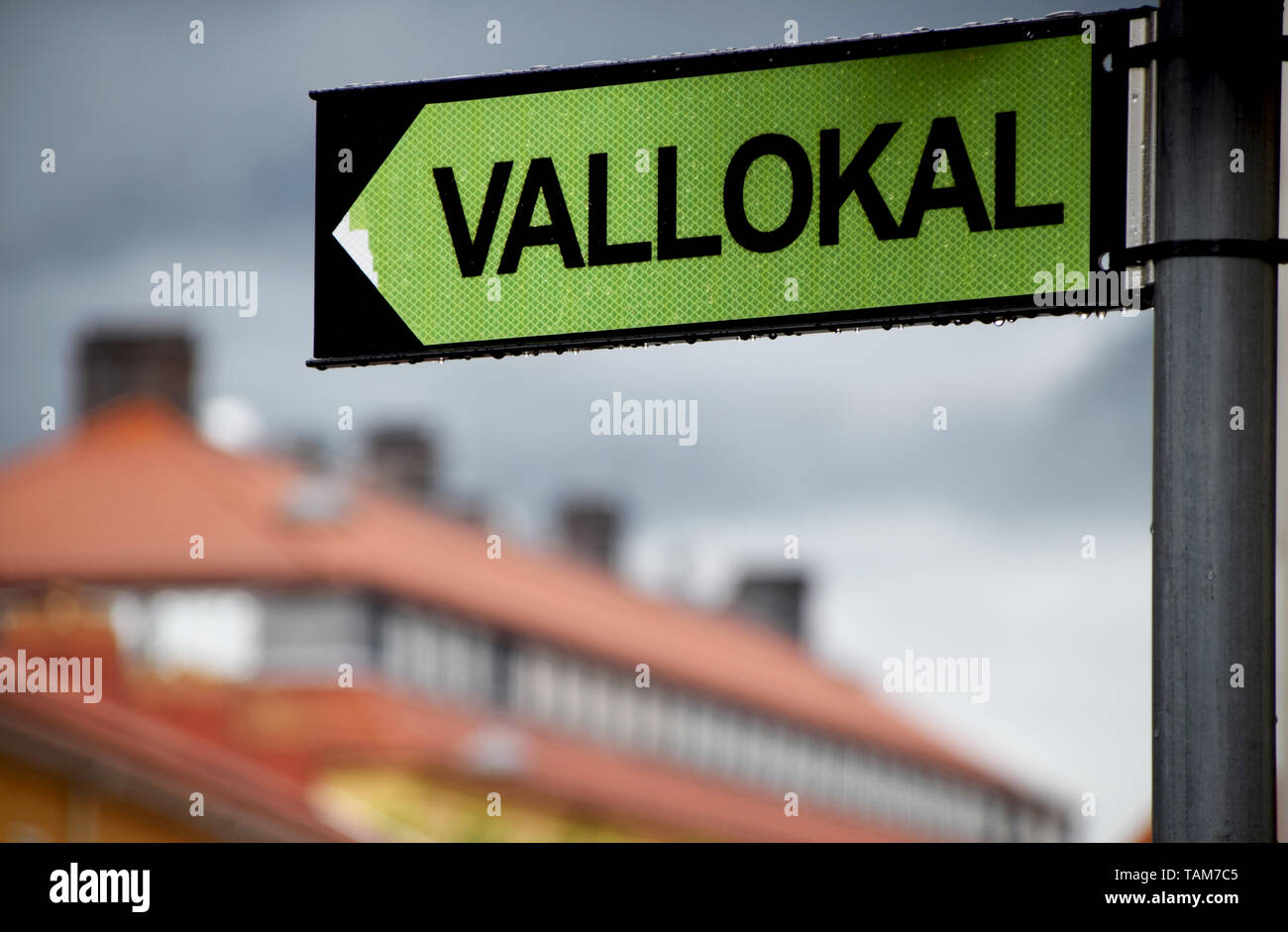 Swedish pedestrian crossing sign hi-res stock photography and images ...