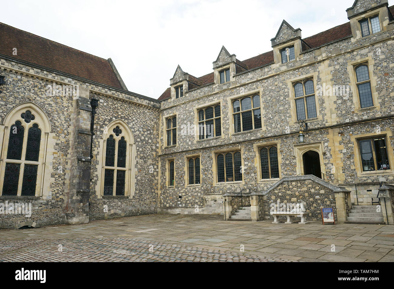 Gothic Great Hall of Winchester Castle, where is hunging an imitation ...